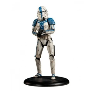 Sideshow Toys (020619) Star Wars Stormtrooper Commander Premium Format ...